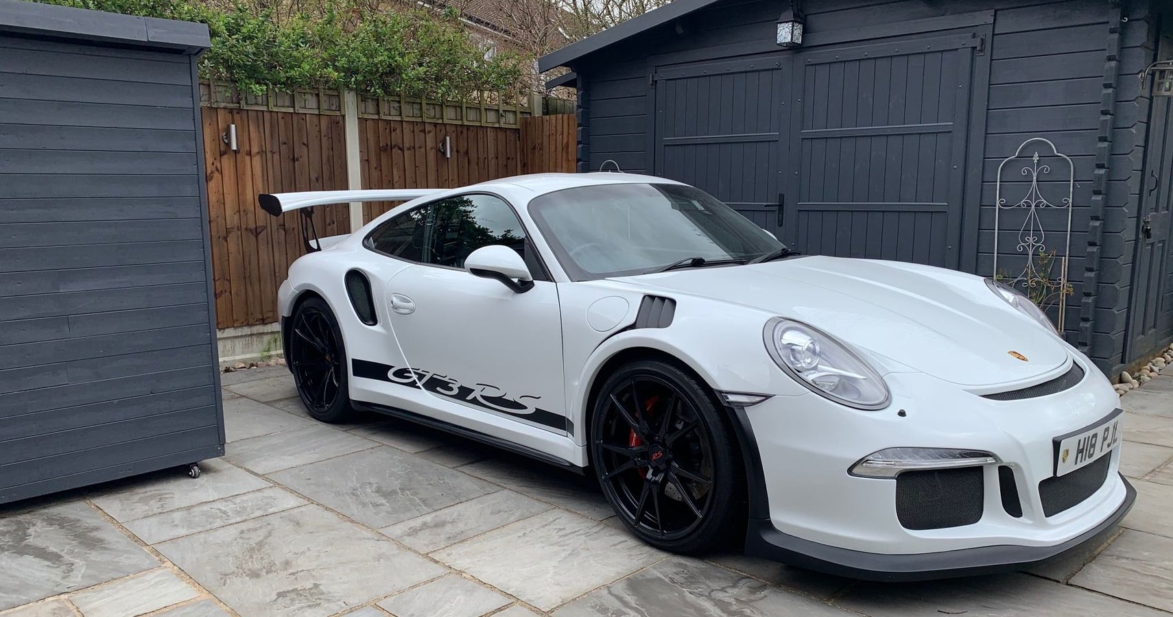 Take A Look At A Very Accurate Replica Of The Porsche 911 GT3 RS, Which ...
