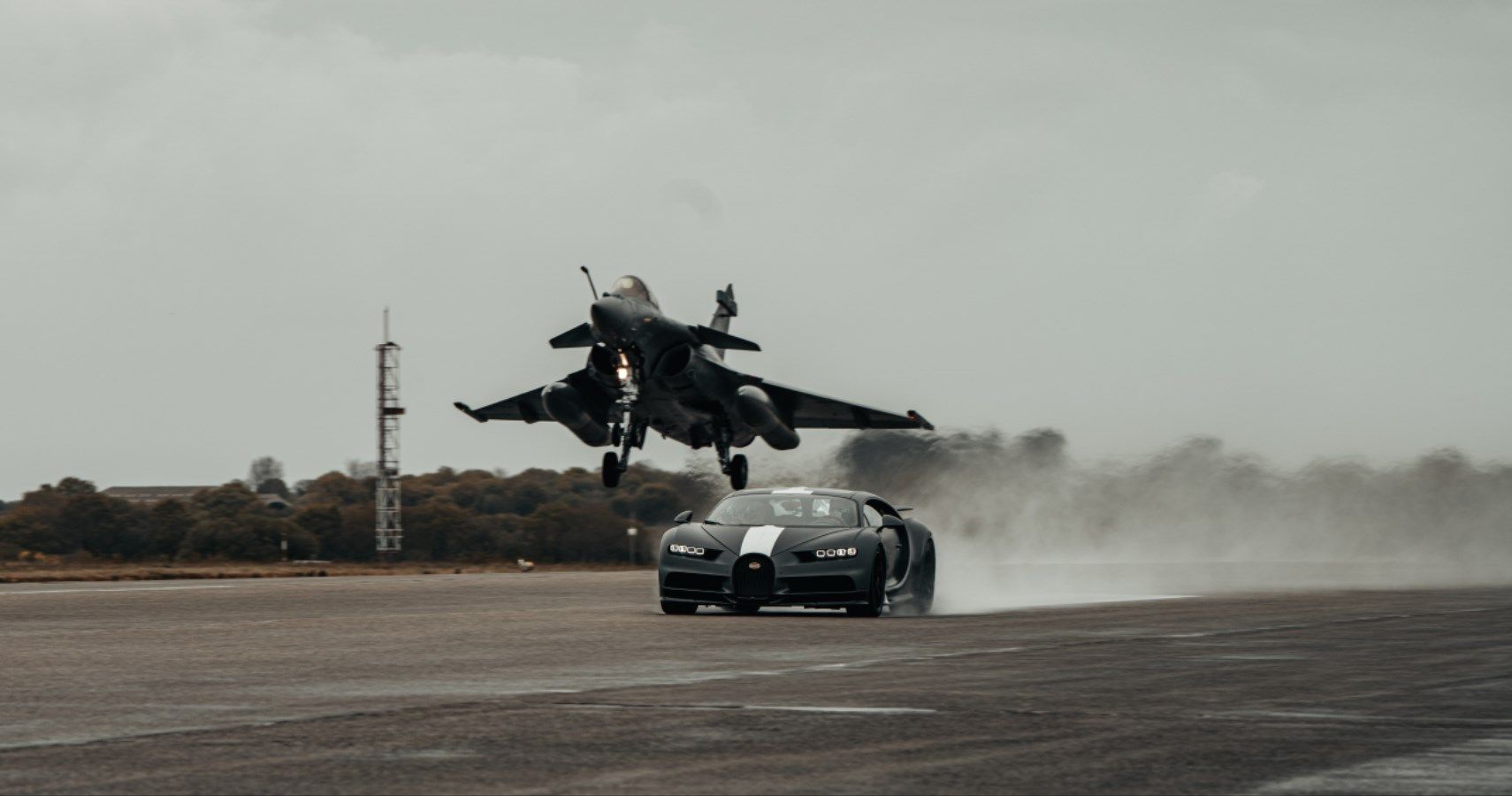 Watch: Bugatti Stages Epic Drag Race Between A Chiron Pur Sport And ...