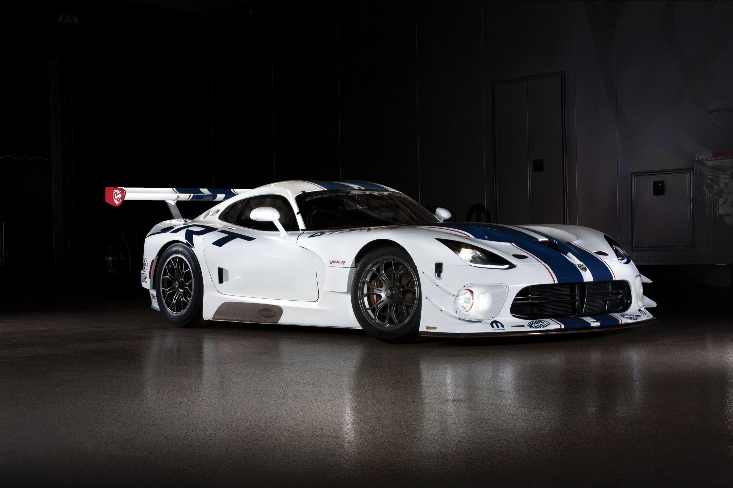 10 Reasons Why The Dodge Viper Was A Success