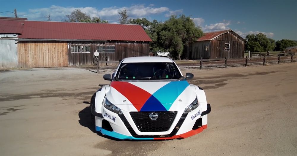 1,000-HP Charger Hellcat Takes On 1,300-HP Altima In Hoonigan Drag Race