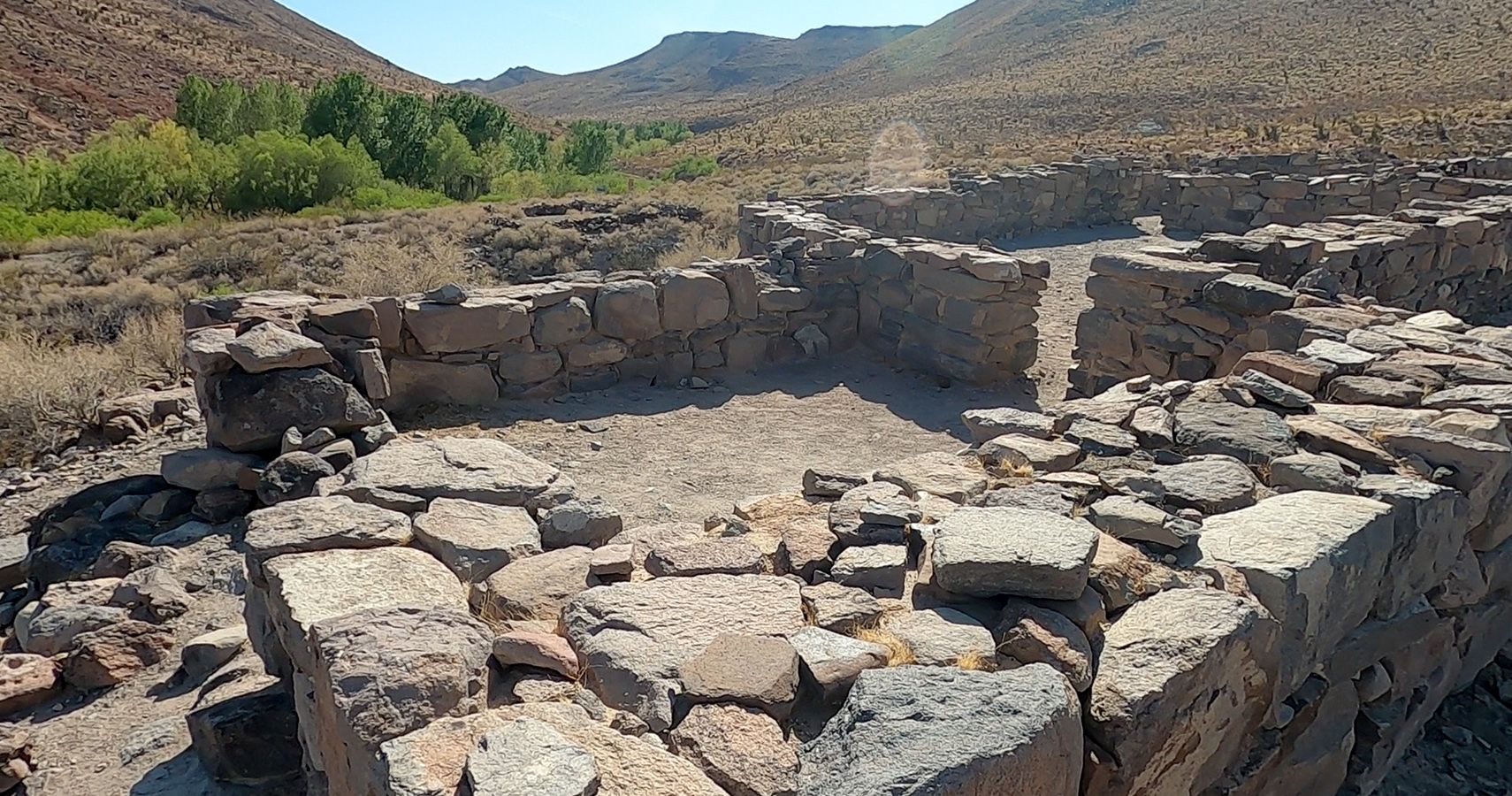 Mitsubishi Monteros On The Mojave Road—Day 1: Colorado River To Fort Paiute