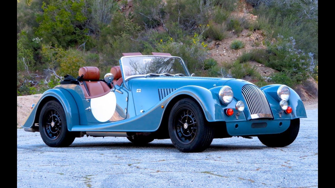 10 Coolest Modern Sports Cars With Retro Design Features