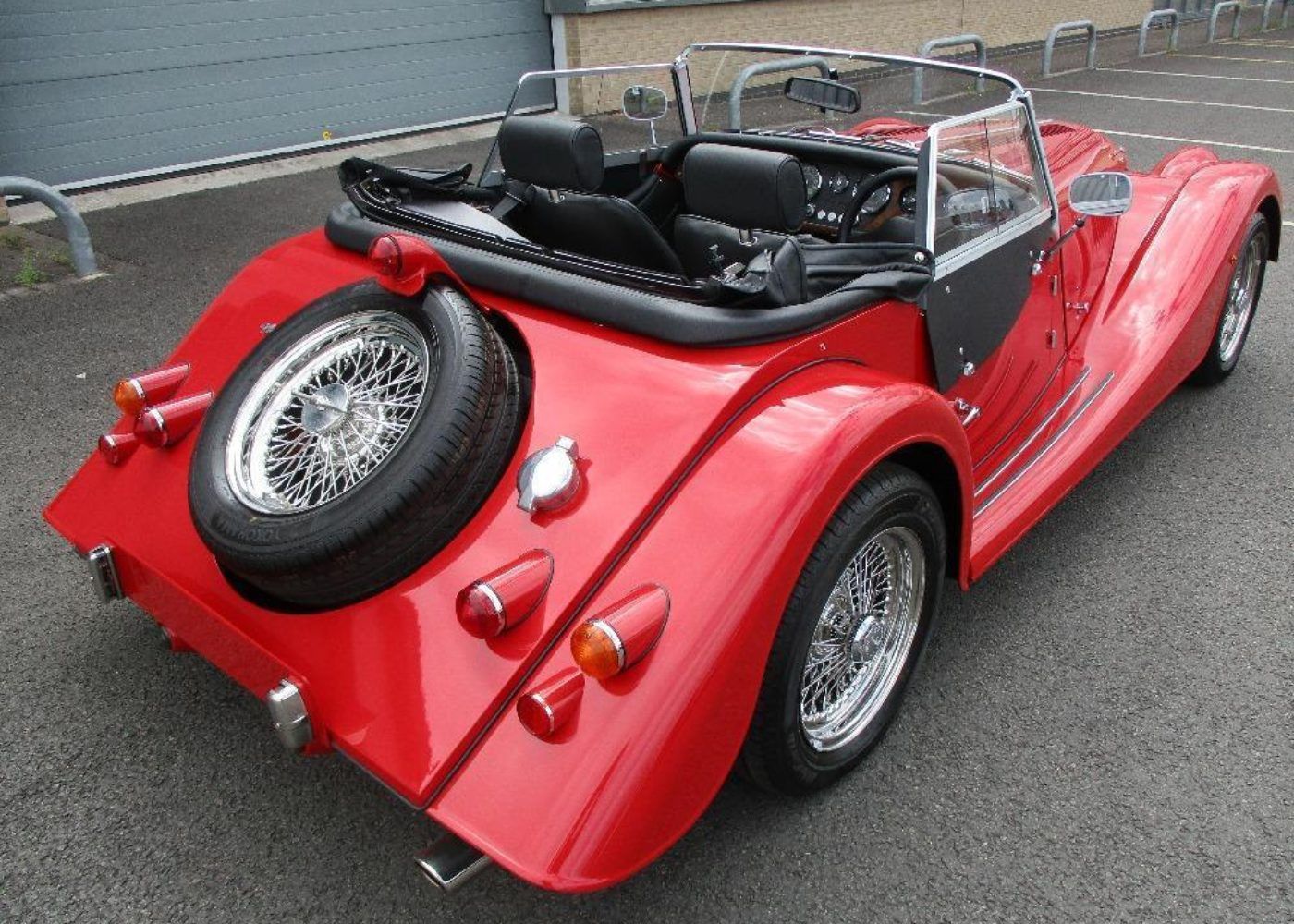 10 Coolest Modern Sports Cars With Retro Design Features