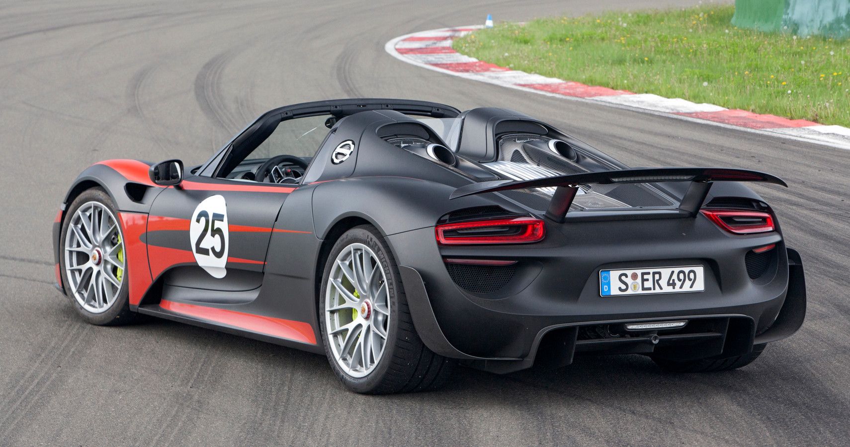10 Fastest German Cars Around The Nürburgring, Ranked