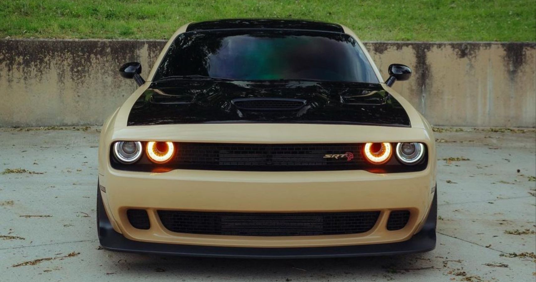 Challenger Hellcat Widebody Owner Flaunts His Custom Mopar Masterpiece