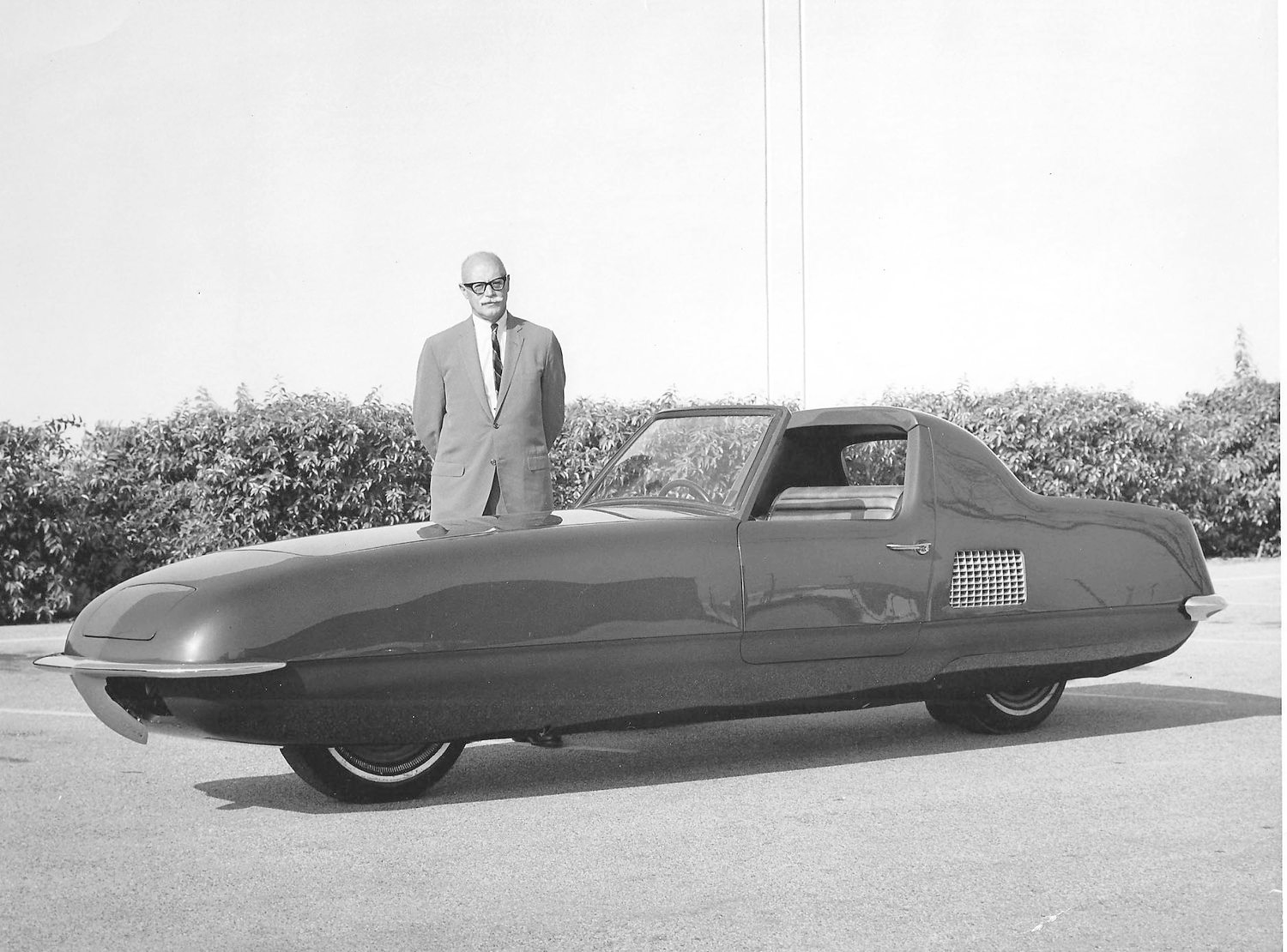 Here's What Makes The Gyro-X A Two-Wheeled Automotive Marvel