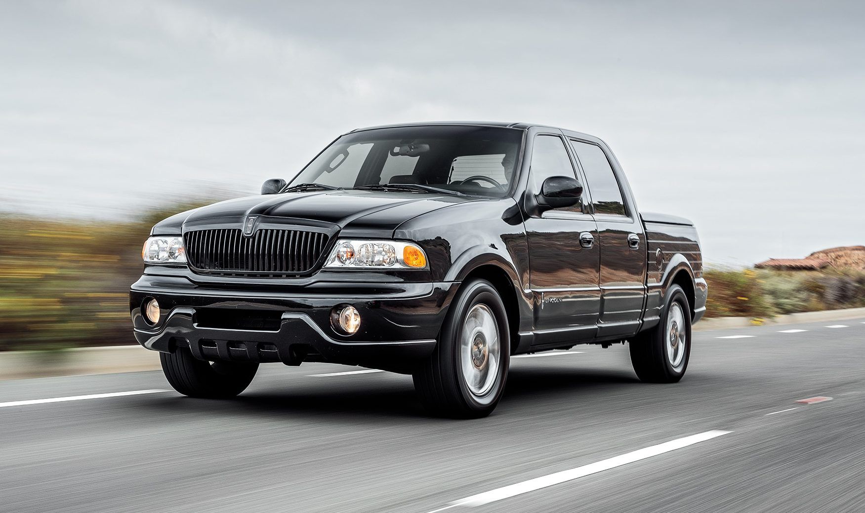 5 Discontinued Luxury Cars We're Glad Are Gone (5 Worth Every Penny)
