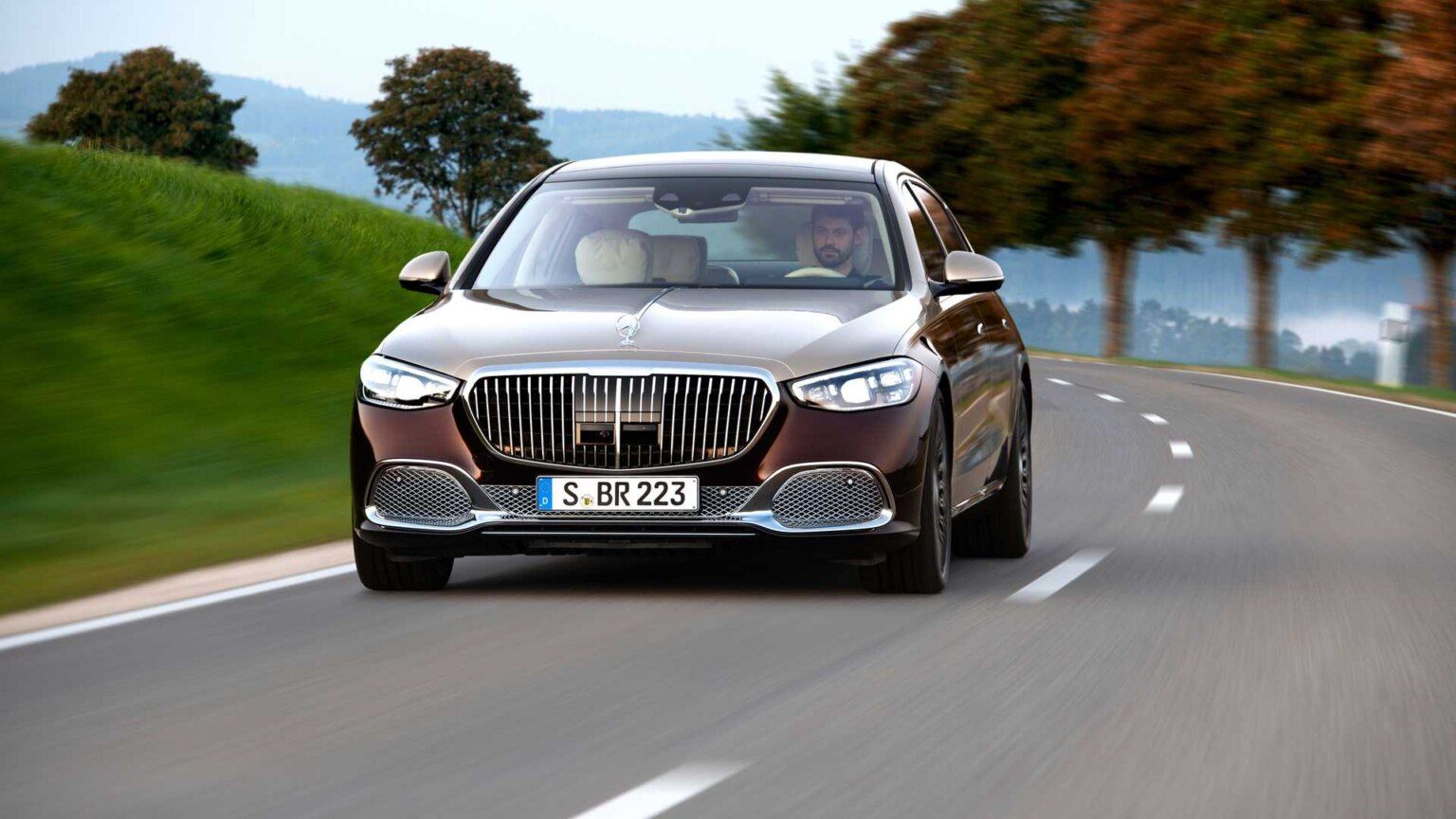 V12-Powered Mercedes-Maybach S680 S-Class Revealed