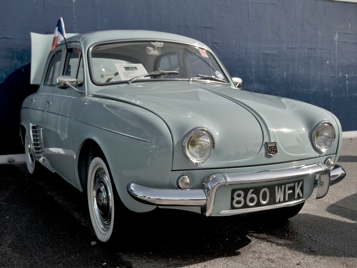 These Are The 10 Most Iconic Renaults Ever Made