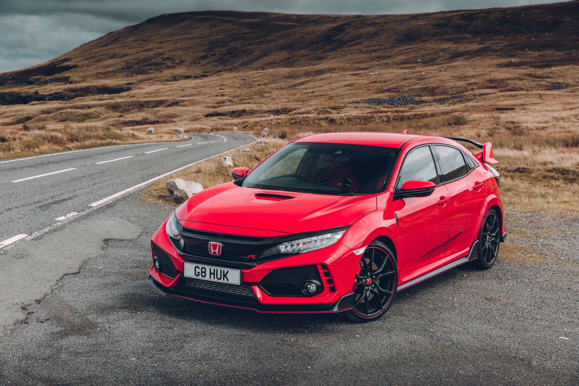Honda Civic Type R And Ford Focus ST Battle It Out For The Ultimate FWD ...