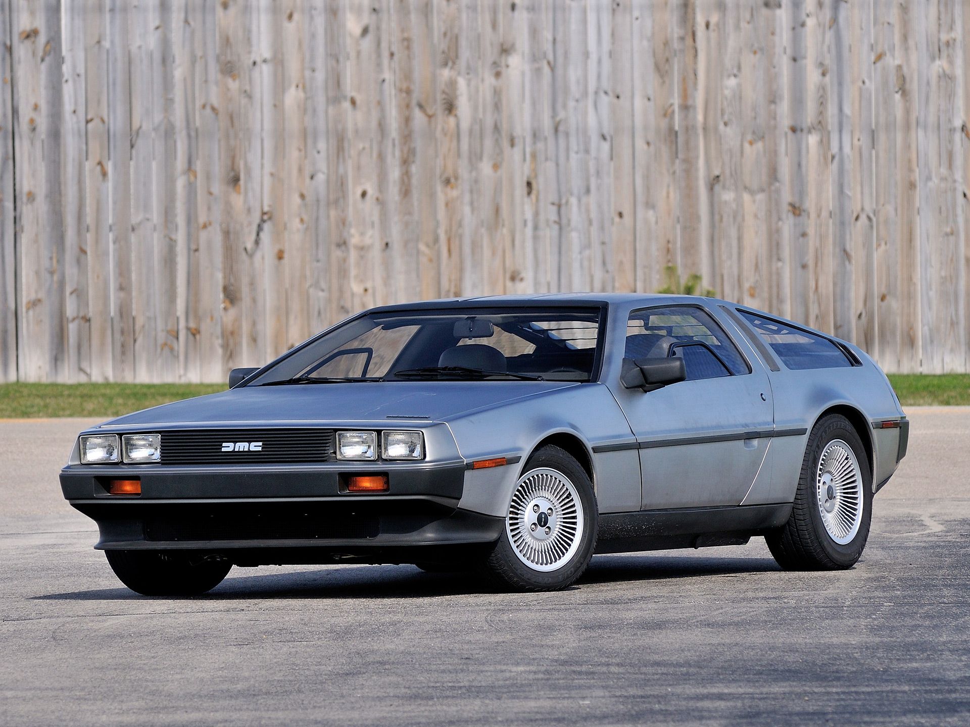 10 Things Everyone Forgot About The DeLorean From Back To The Future