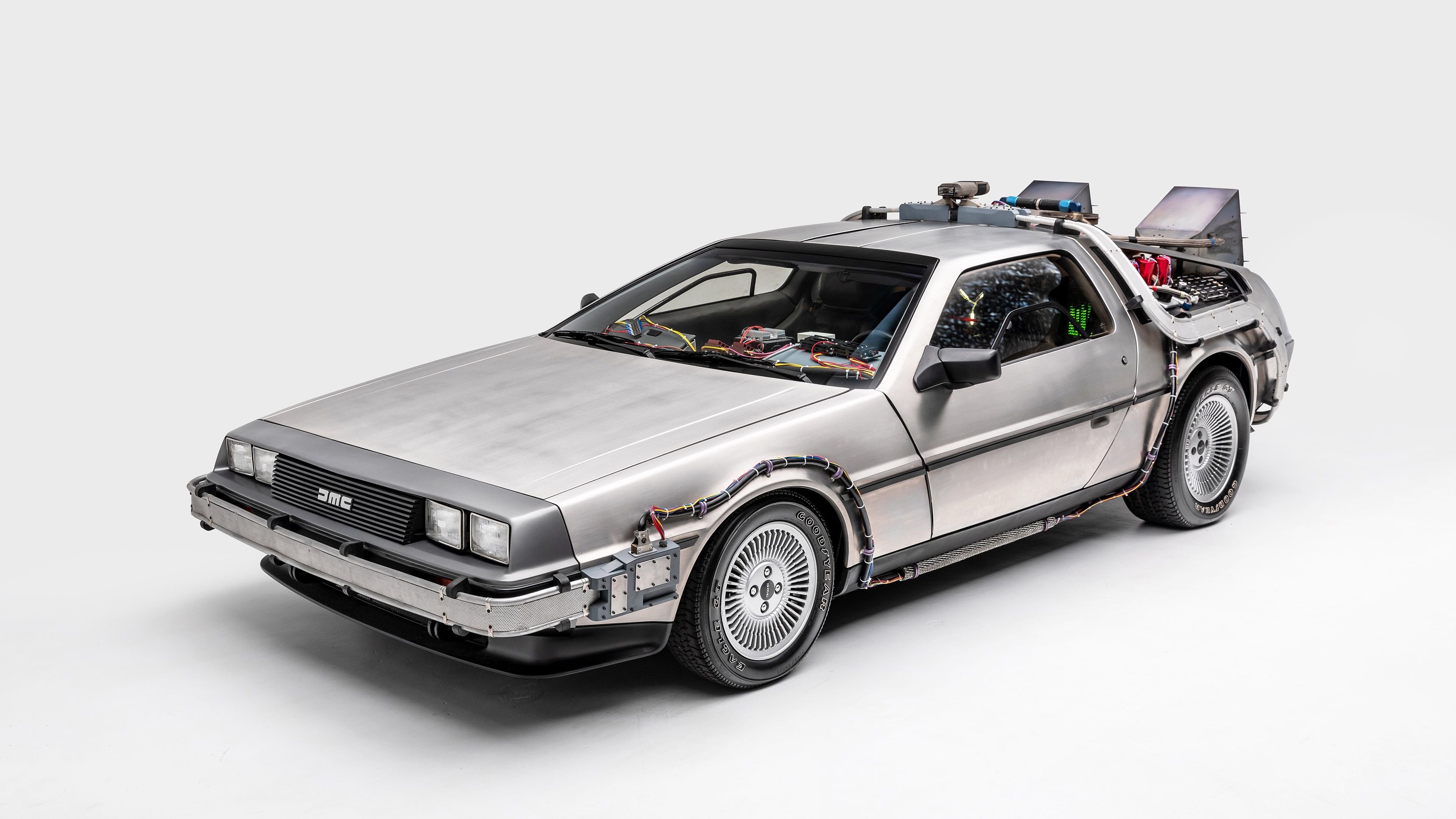 10 Things Everyone Forgot About The DeLorean From Back To The Future
