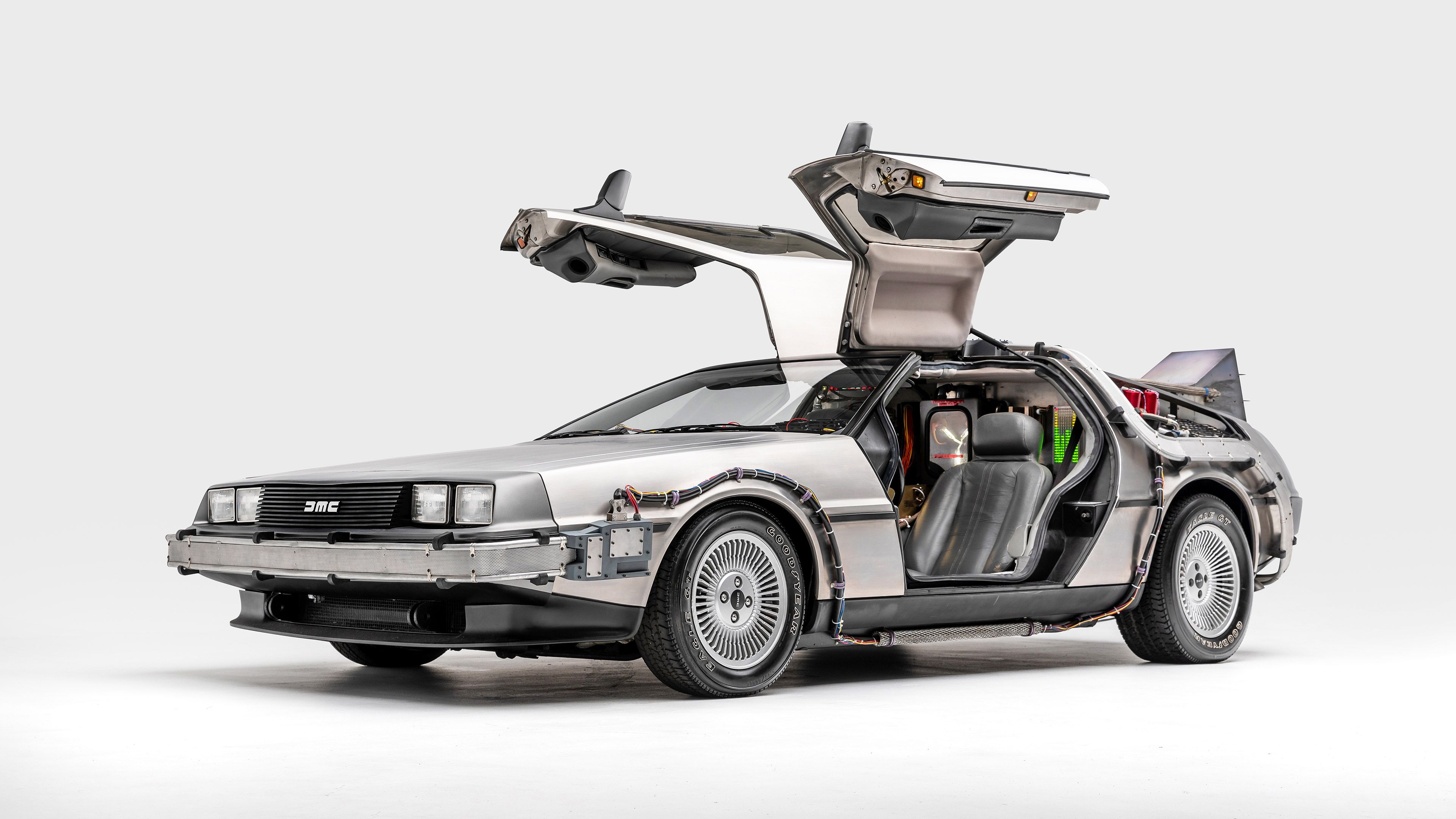 10 Things Everyone Forgot About The DeLorean From Back To The Future
