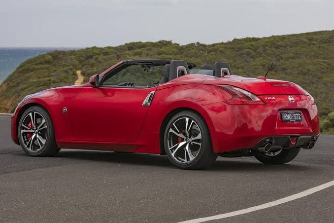 8 Japanese Roadsters That Are Perfect For Driving Enthusiasts