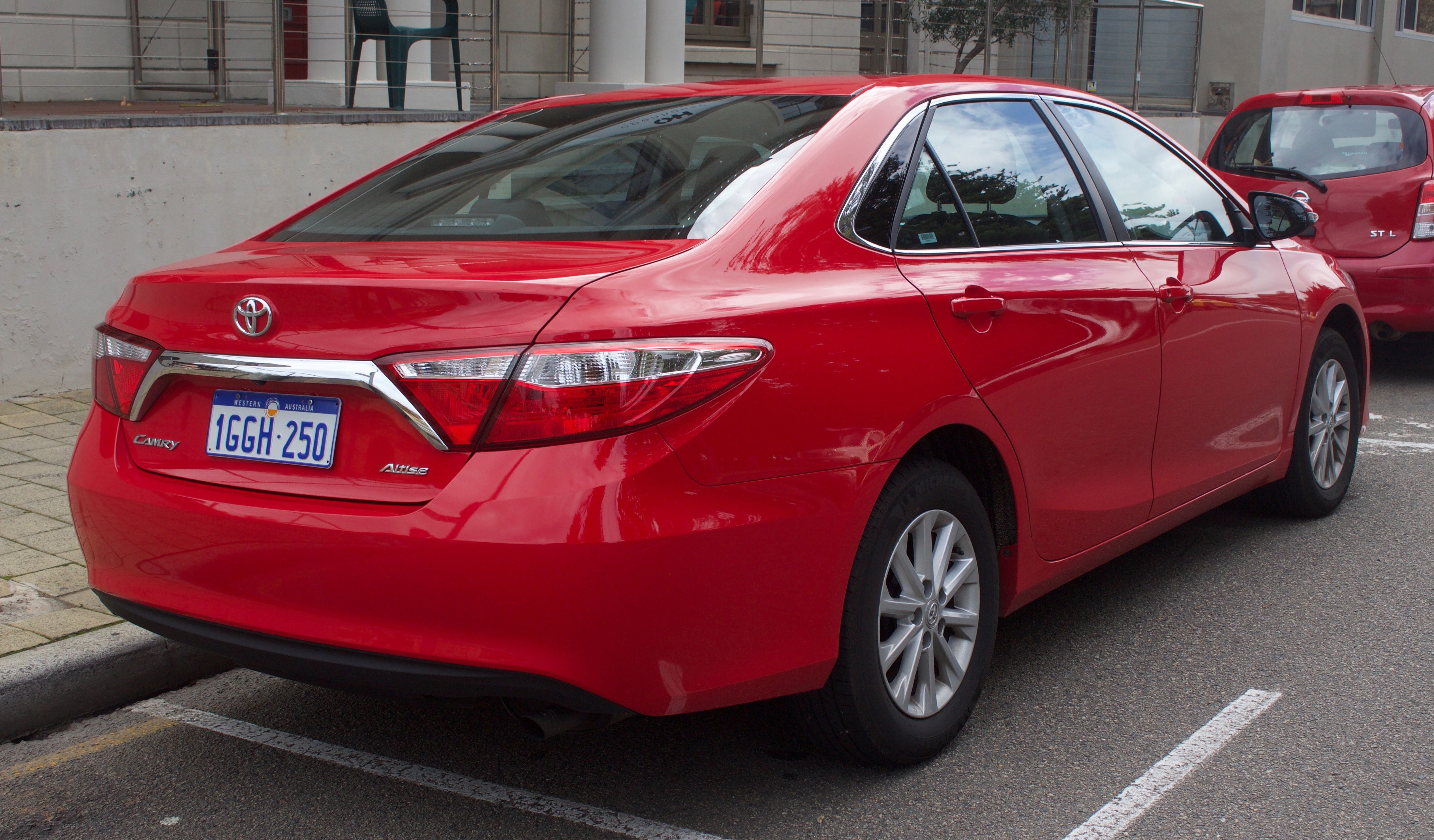 These Are The Reasons Why The Boring Toyota Camry Became A Best-Seller