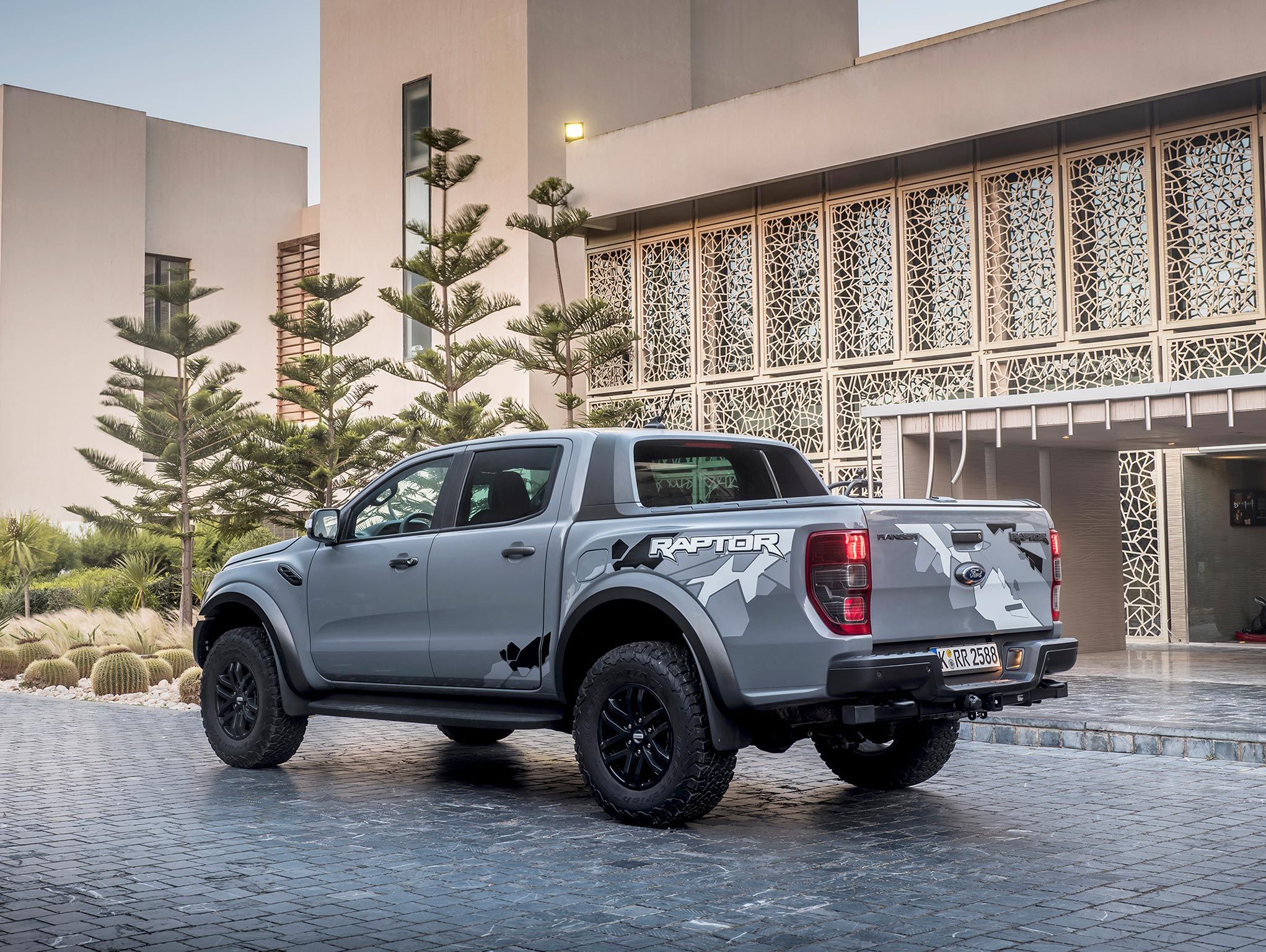 10 Reasons Why The Ford Ranger Raptor Is Awesome