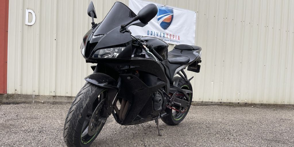 Here Are The Best 2000s Sports Bike Deals We Found