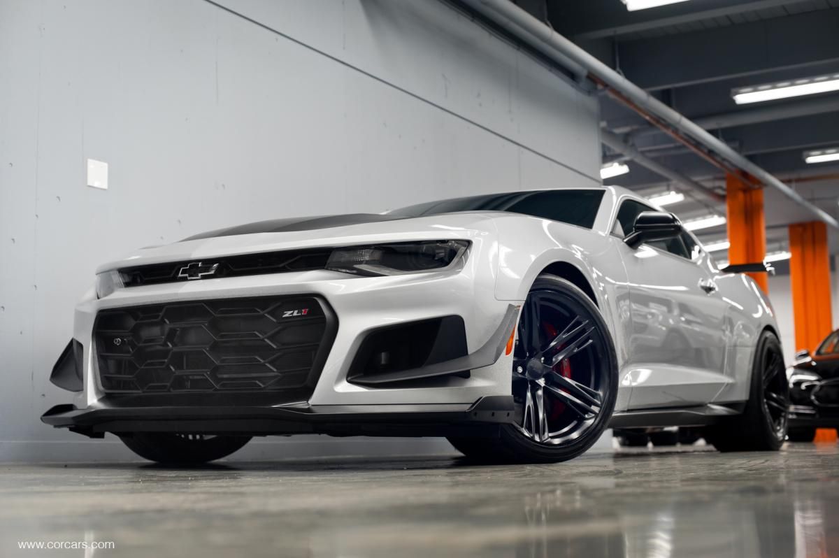 10 Reasons Why Every Gearhead Should Drive The Camaro ZL1 1LE
