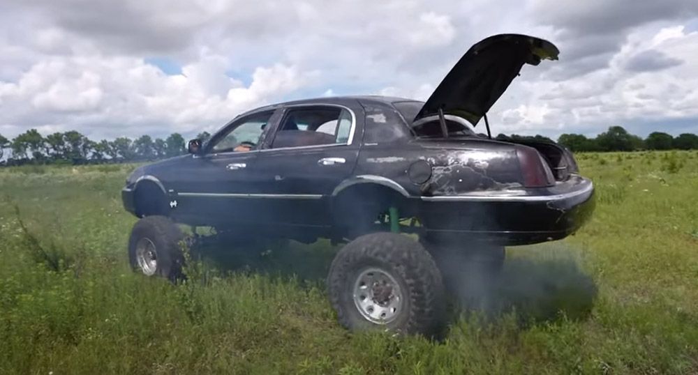 YouTuber Resuscitates 4x4 Lincoln Town Car Only To Blow Up Its Engine