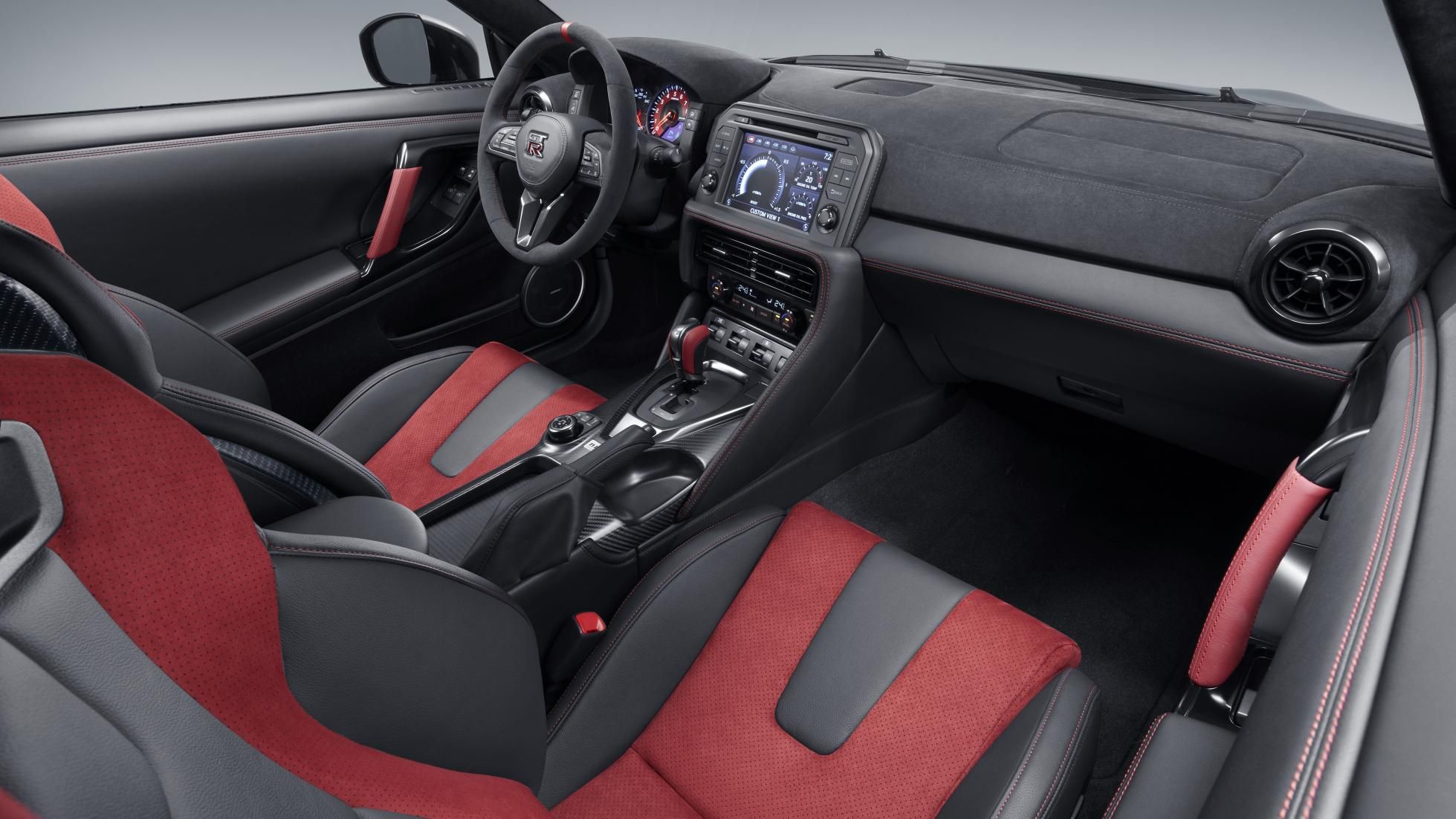 Here's Everything You Need To Know About The Nissan GT-R Nismo