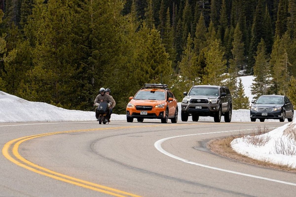 Dumb And Dumber 400-Mile Minibike Trip Recreated By Two Riders