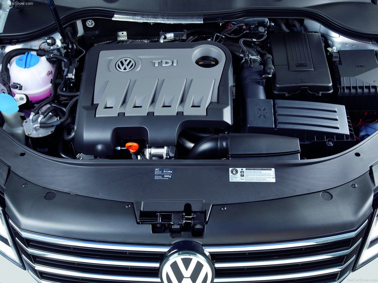This Is How A VW Passat 1.6 TDI Covered 1,582 Miles On Only One Tank Of ...