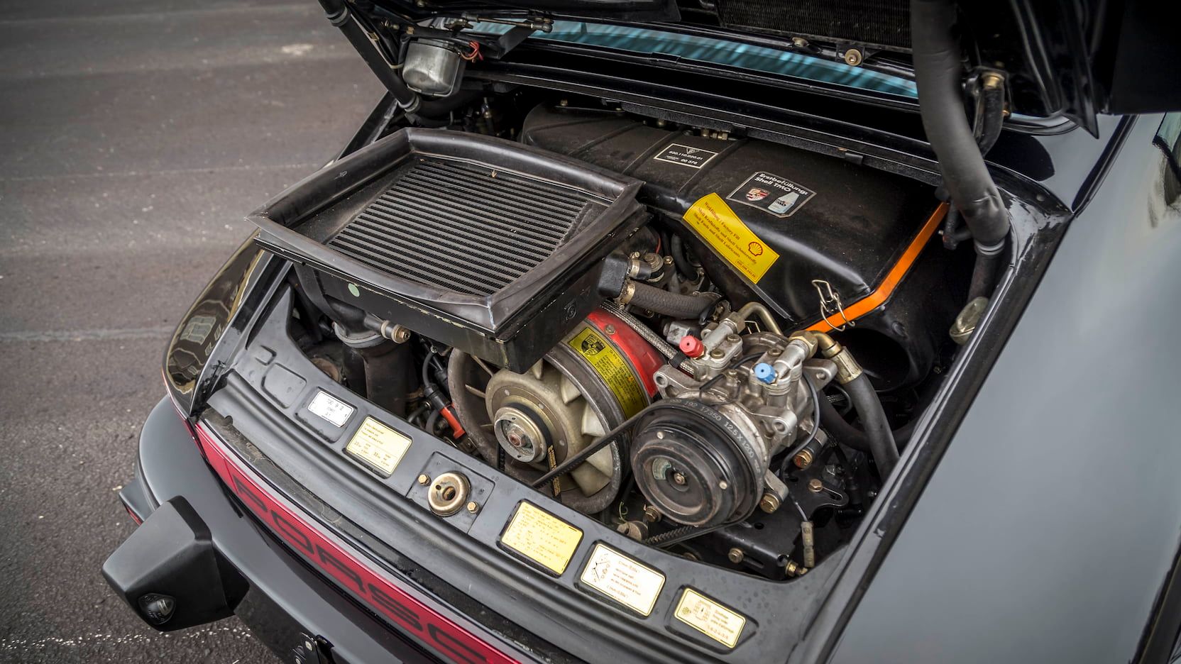 This Is What Makes The Porsche 911 Turbo So Awesome