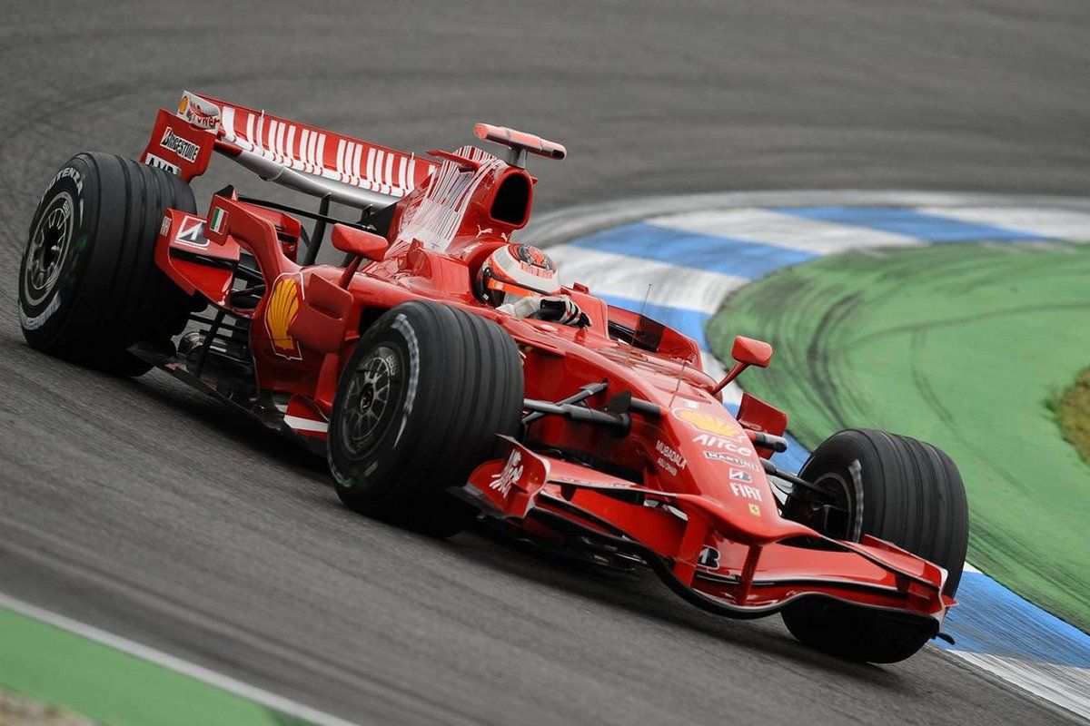 10 Formula 1 Cars That Should Have Won A Championship