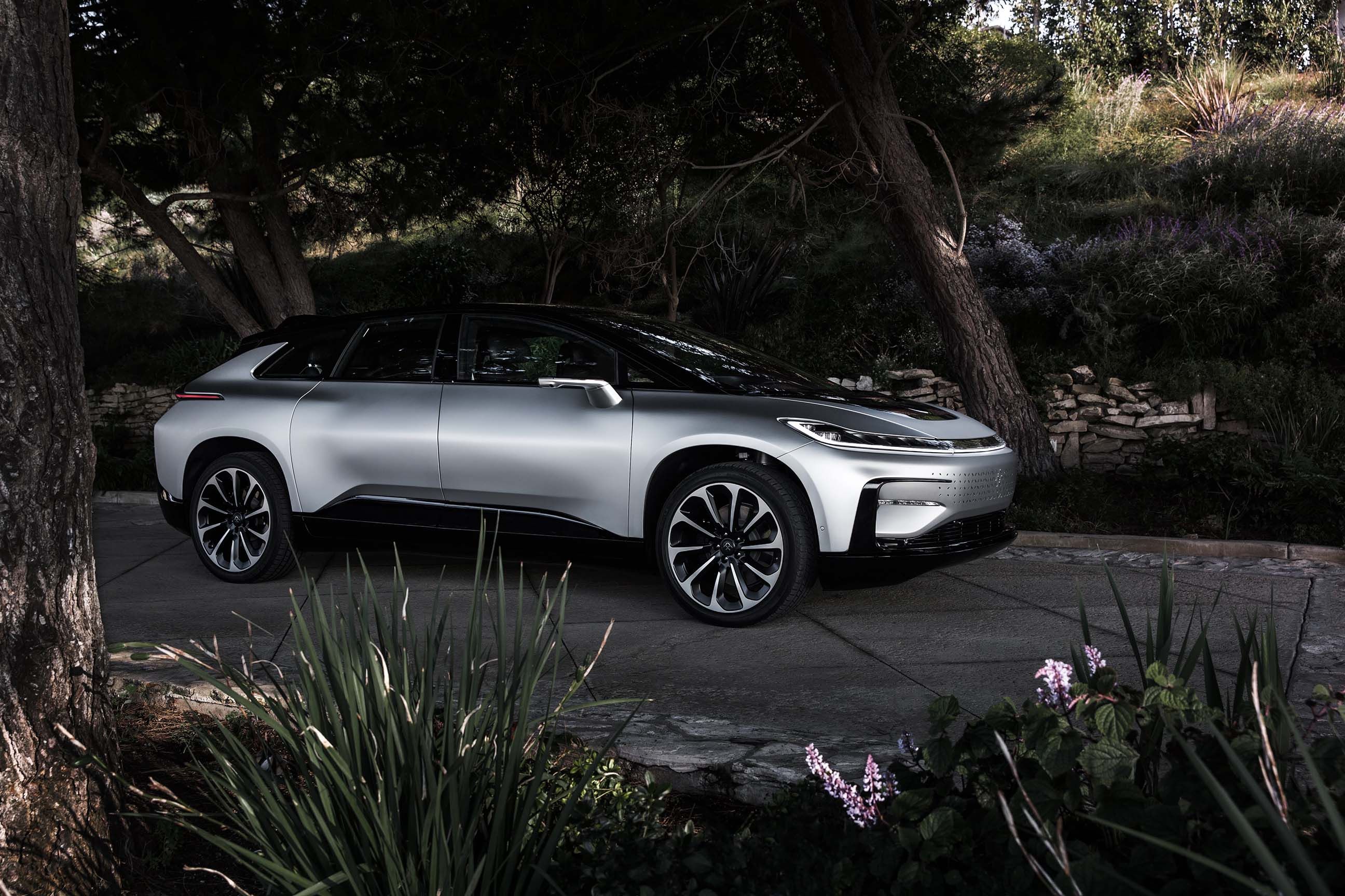 Everything You Need To Know About Faraday Future's Electric FF91