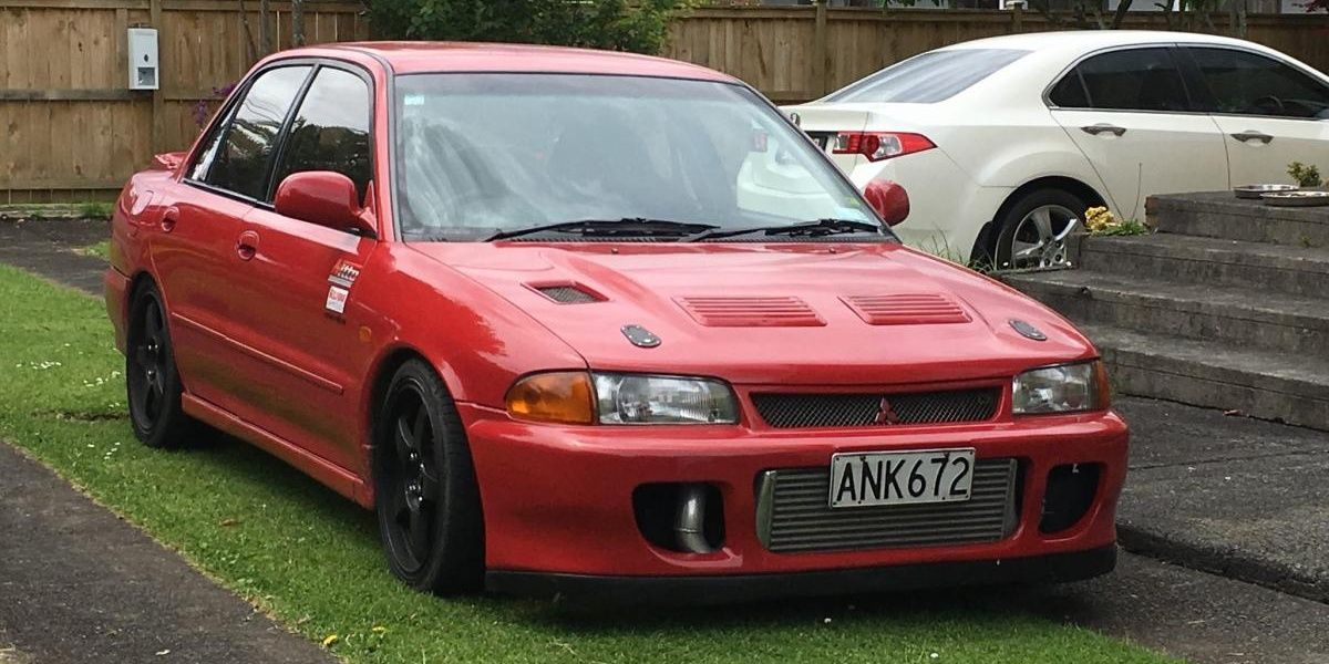 Here's How The Mitsubishi Lancer Evolution Evolved