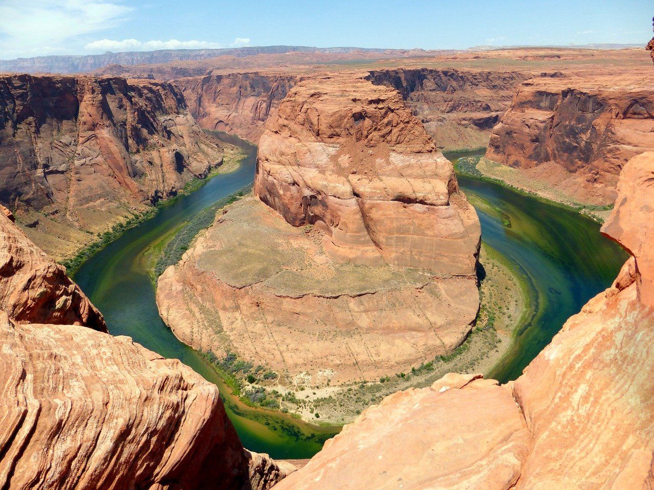 These Are The Reasons Why North America Is Perfect For Road-Trips