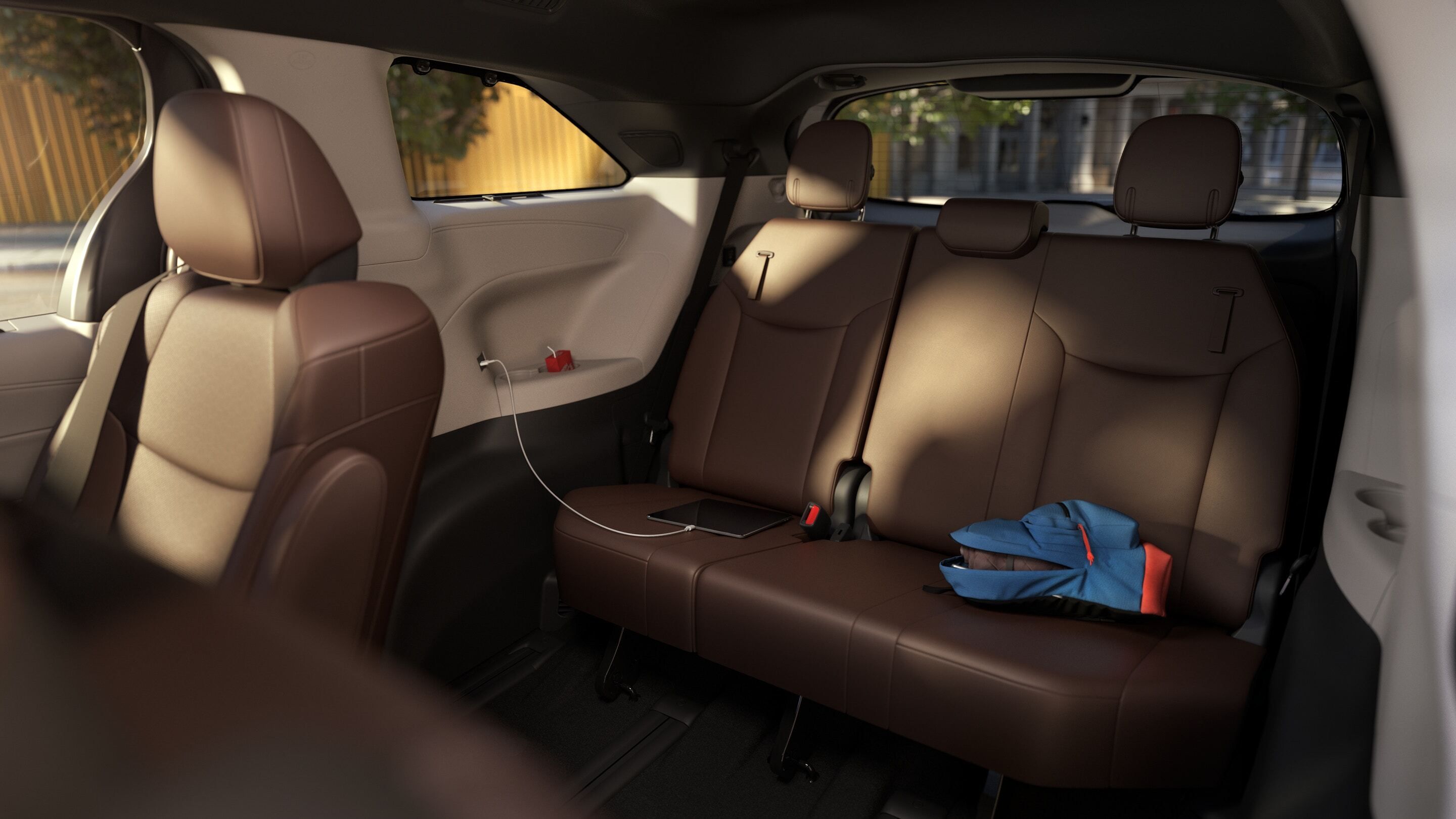 These Are The 10 Coolest Features On The 2021 Toyota Sienna