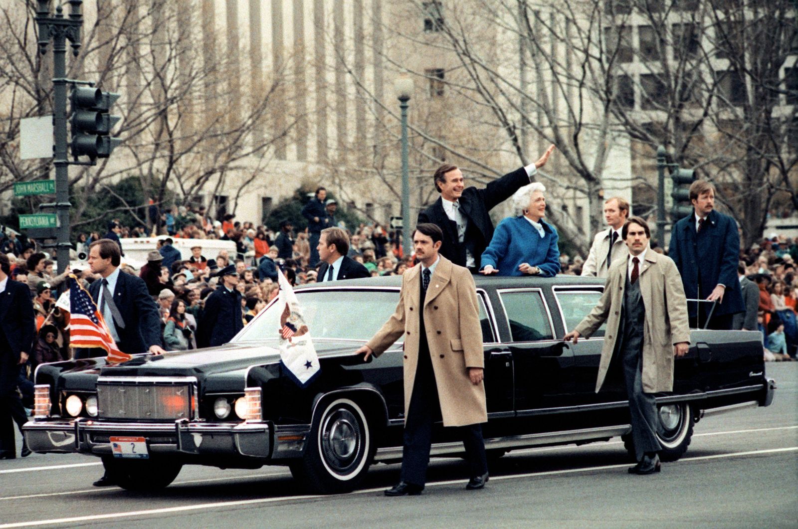 Check Out Out These Old Presidential Cars Before "The Beast"
