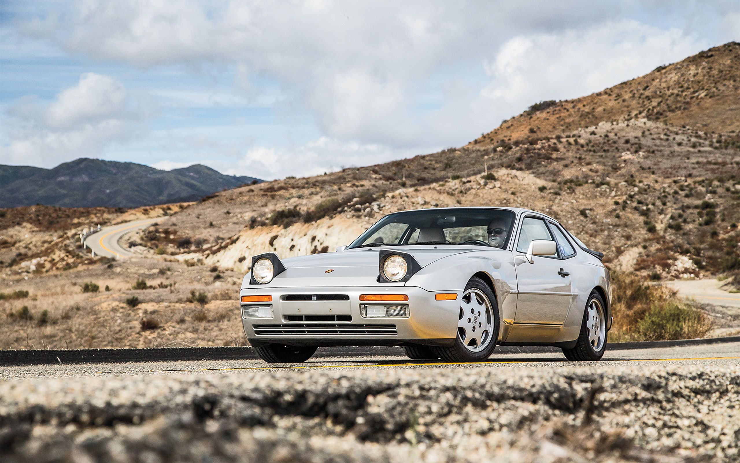A Detailed Look Back At The Porsche 944 S2