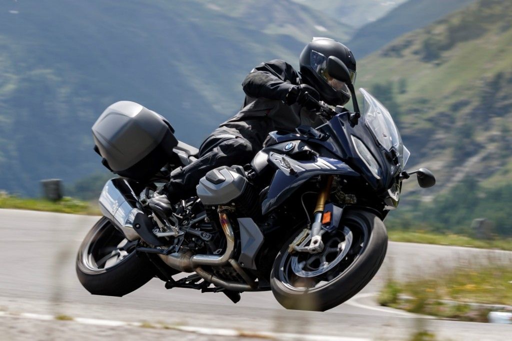 10 Comfortable Sports Bikes You Can Actually Ride Daily