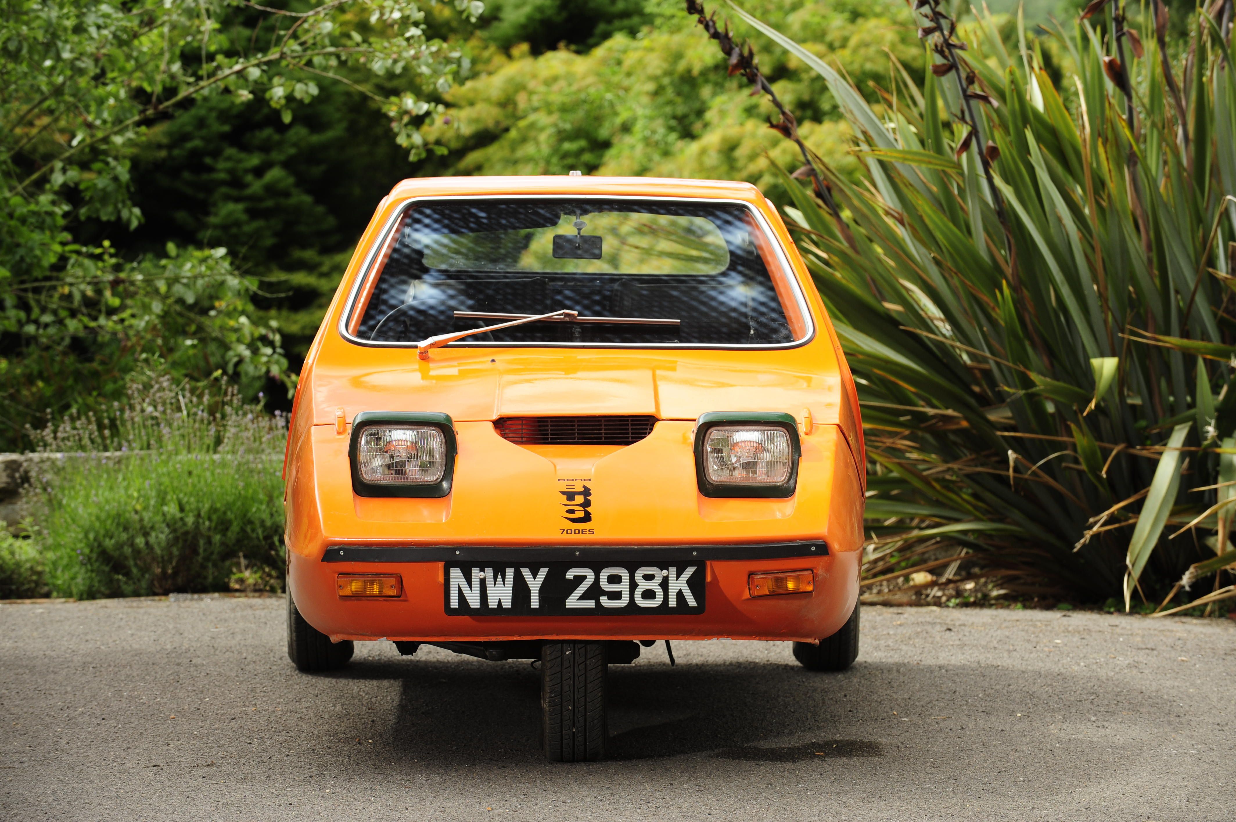 10 Weird Cars Of The 1970s You'll Love
