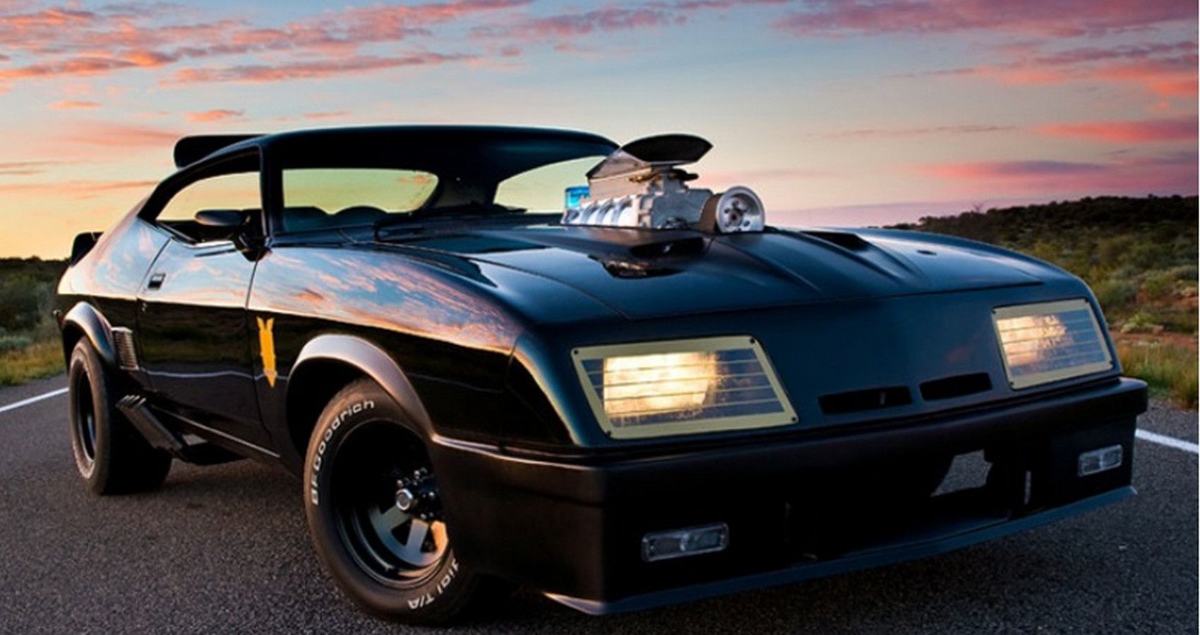 10 Movie Cars That Totally Stole The Show