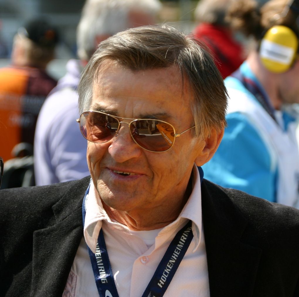 Here's Why The Porsche Mezger Is The Best Four-Stroke Engine