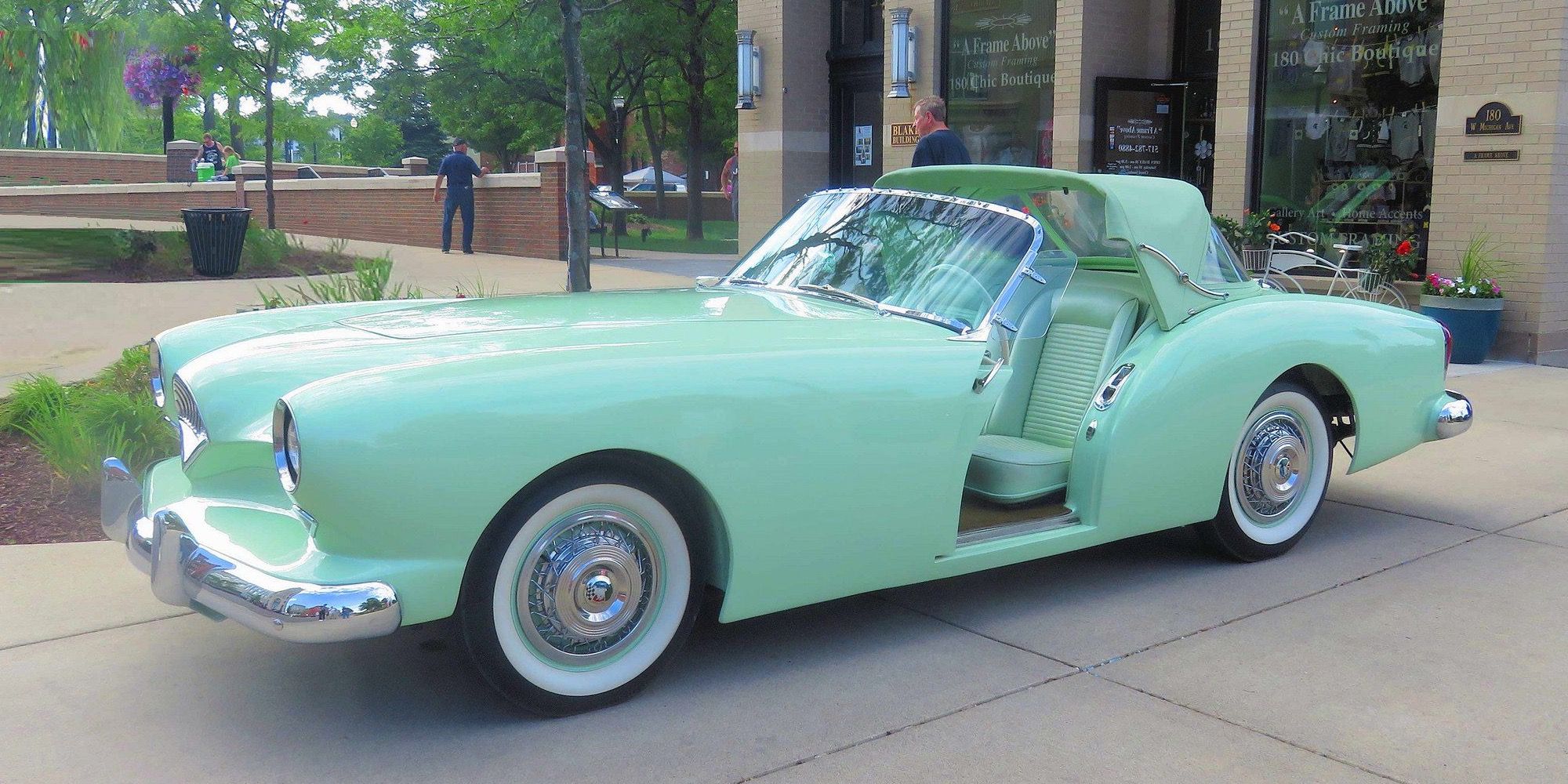 9 Things You May Not Know About The Kaiser Darrin