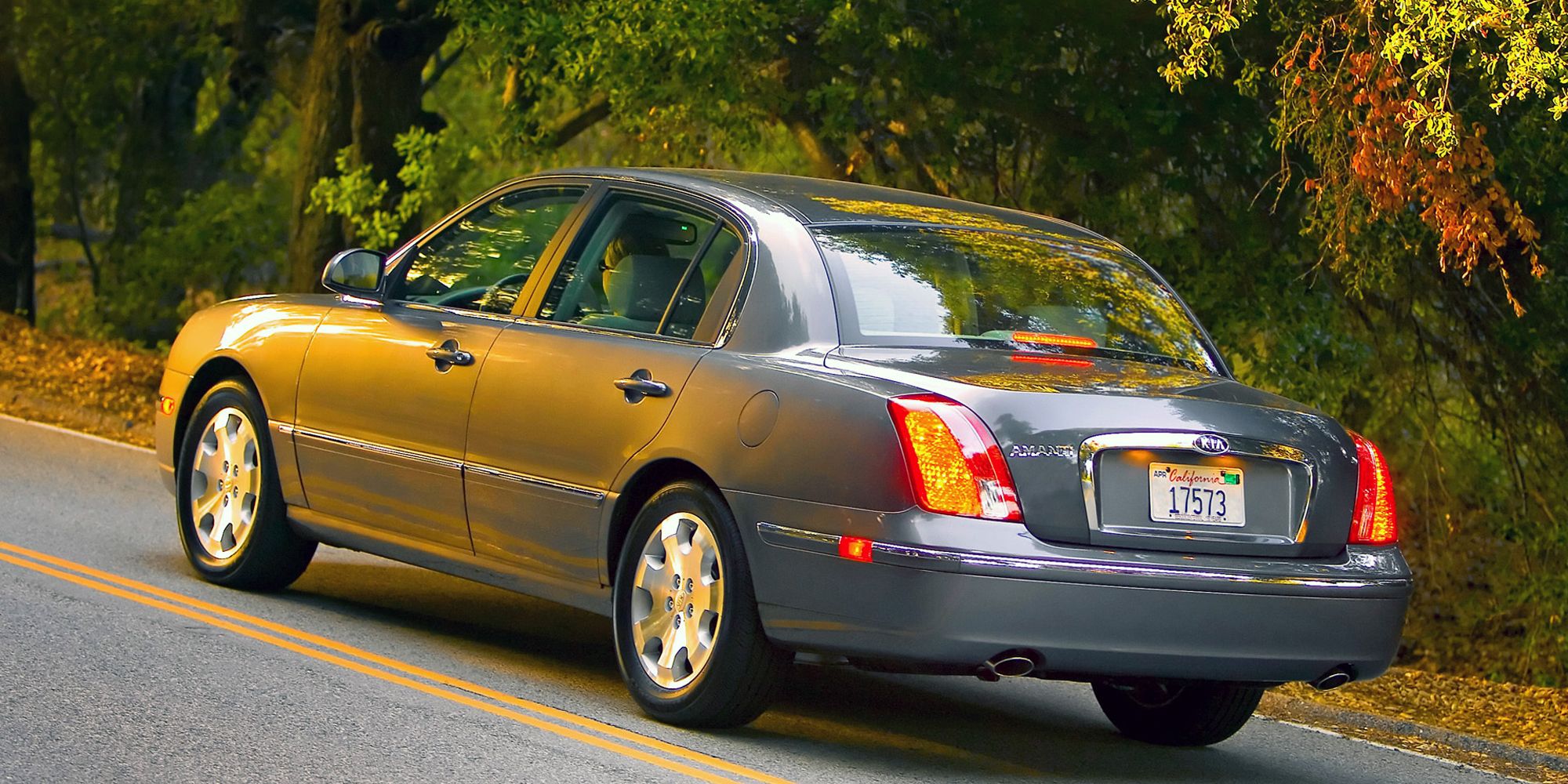 5 Amazing Cars To Come Out Of The 2000s (5 That Are Best Left Forgotten)