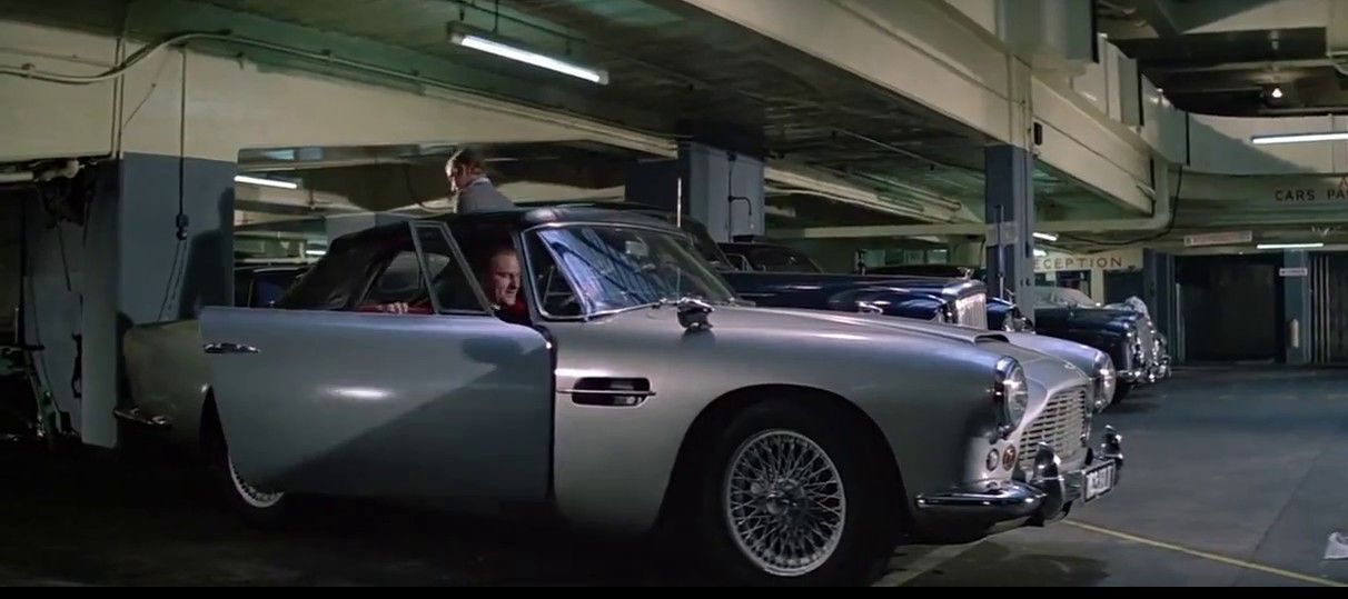 10 Reasons Why Gearheads Should Watch The Original Italian Job Movie