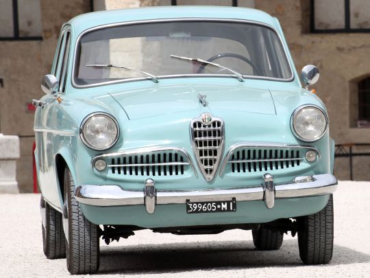 Anyone Can Afford These Gorgeous '50s Classics