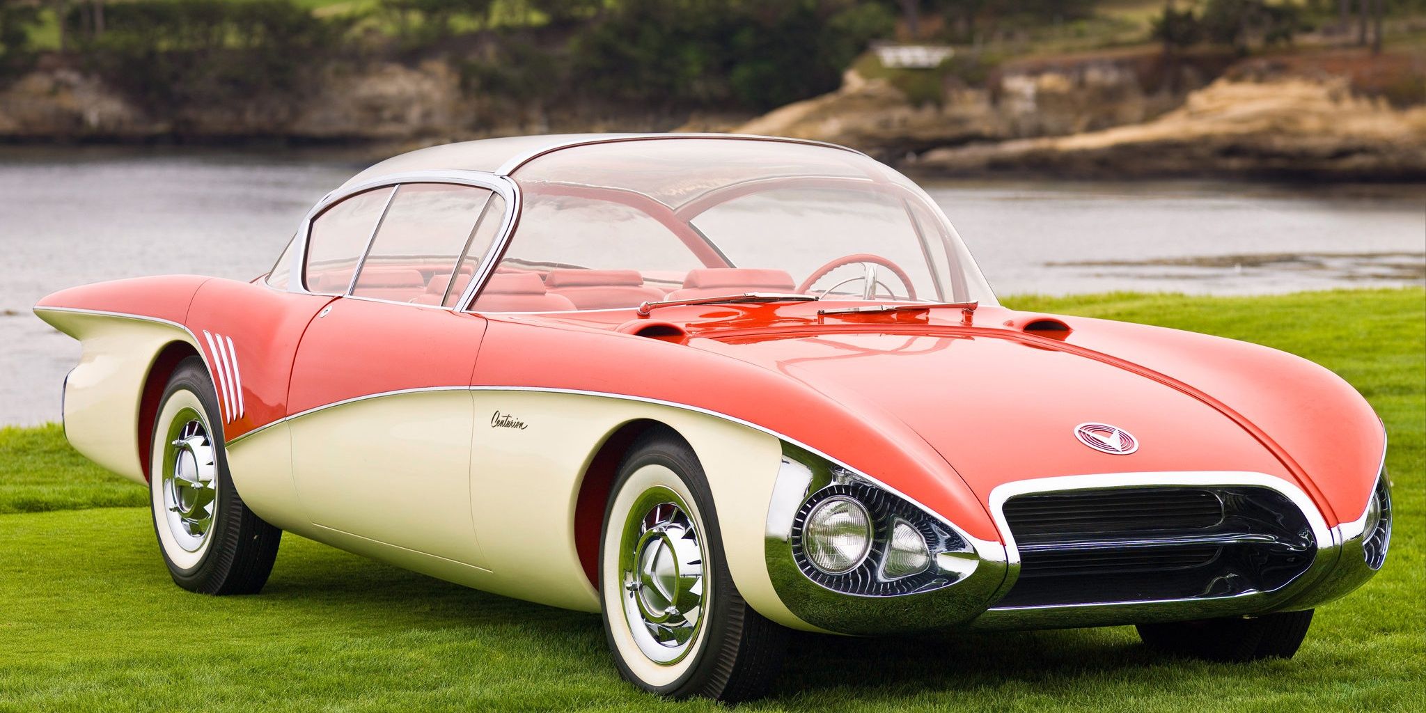 10 Weird American Cars And Their Most Unusual Feature