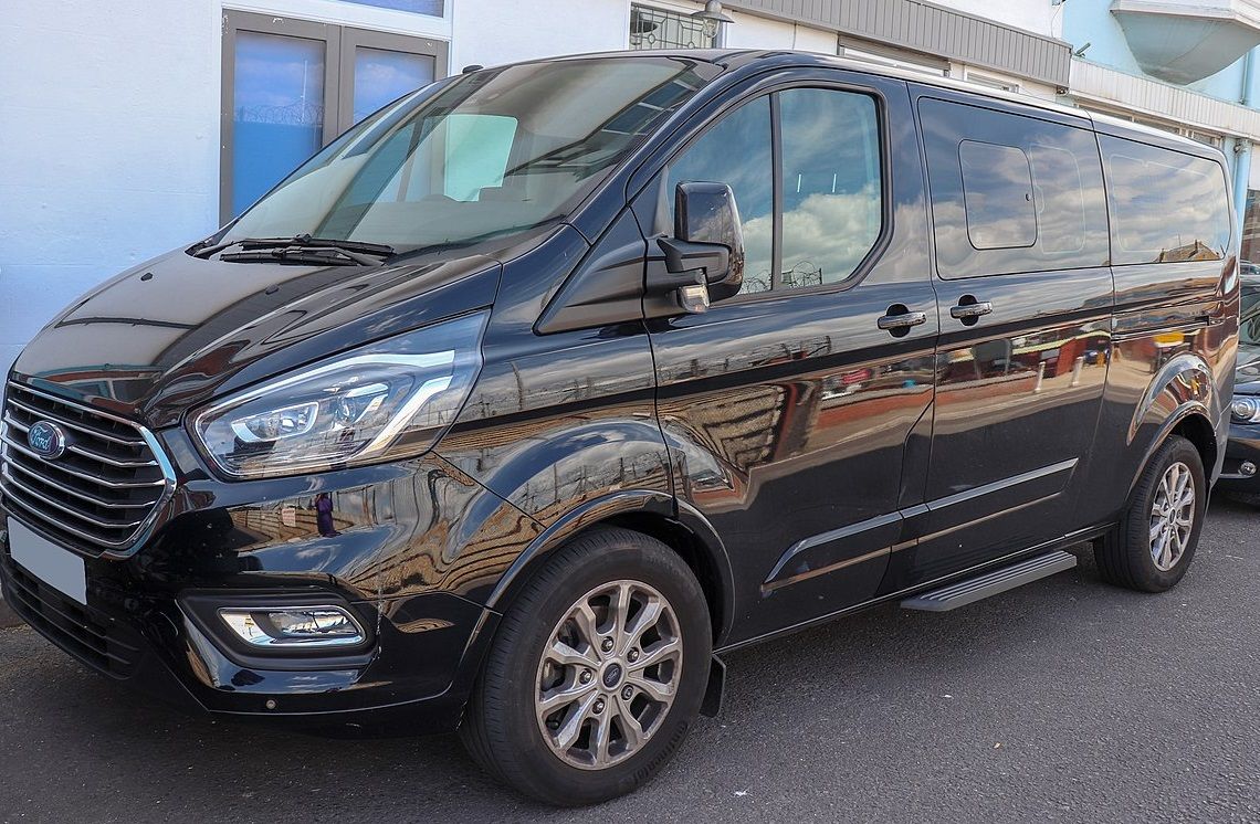 Here's What Makes The Ford Transit Custom Such A Flexible Option