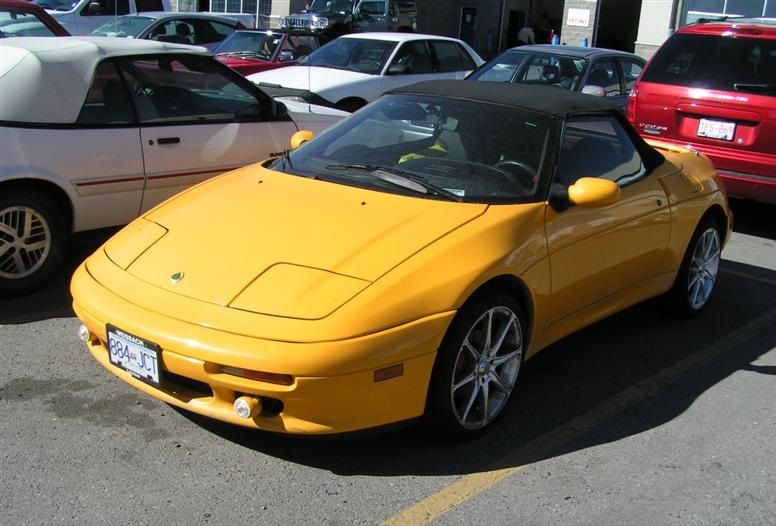 Here’s Why We Love The 1991 Isuzu Impulse RS