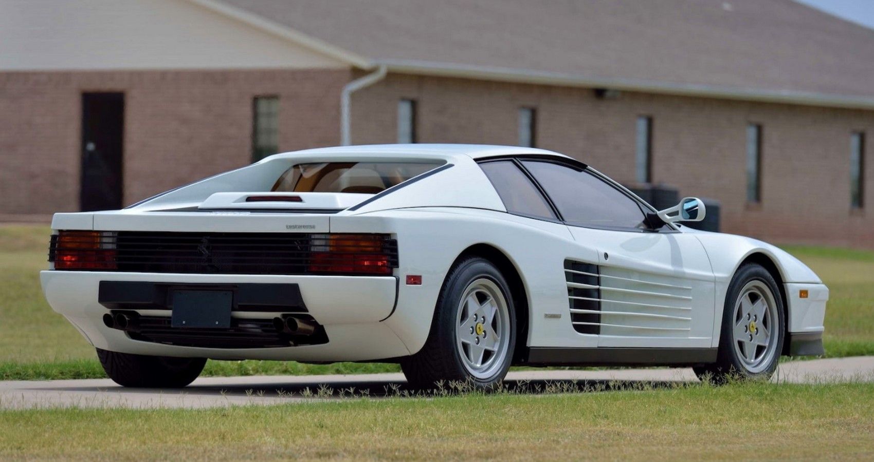 10 Italian Supercars That Actually Weren't All That Super