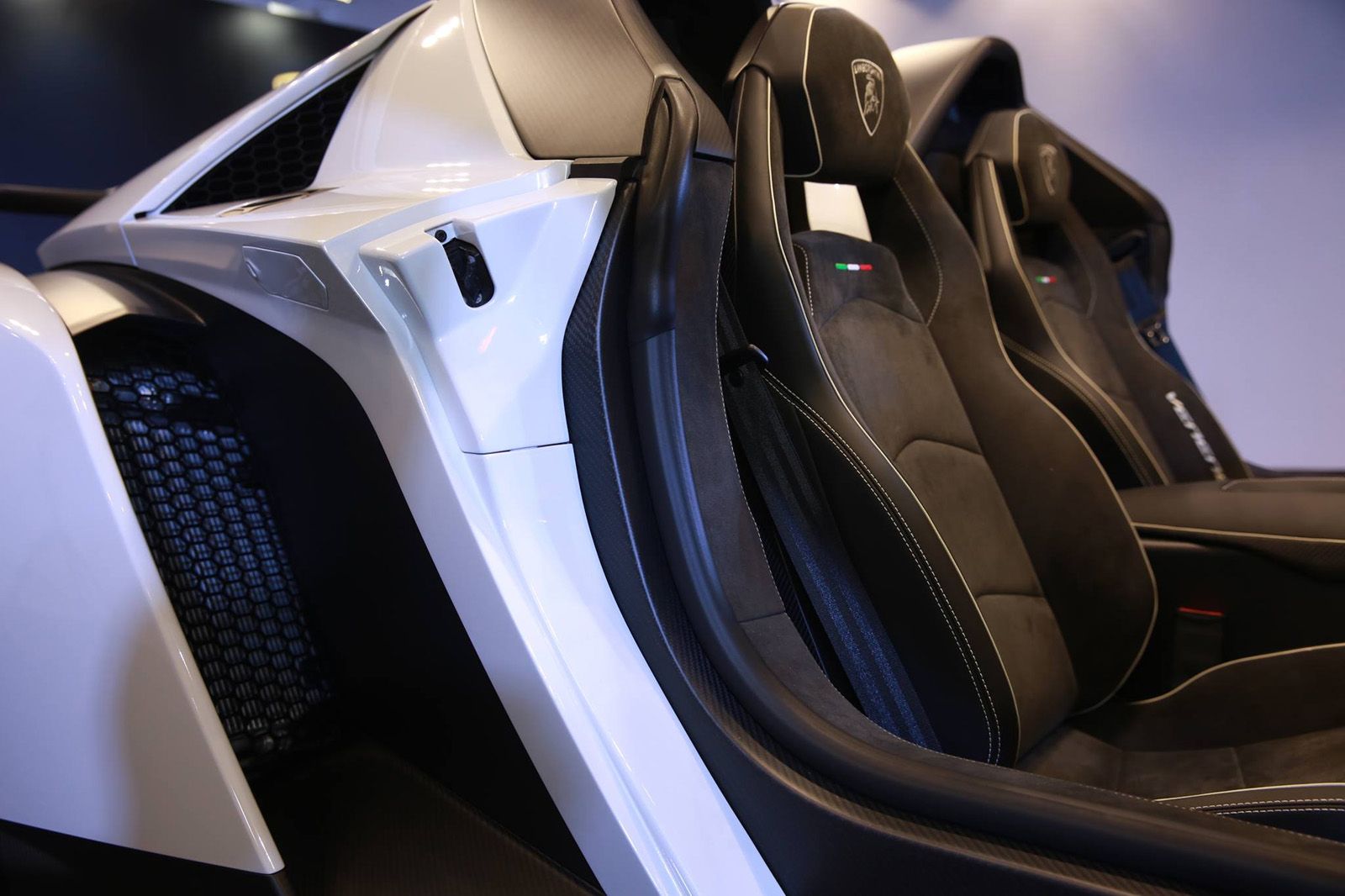 These Are Our Favorite Features Of The Lamborghini Veneno