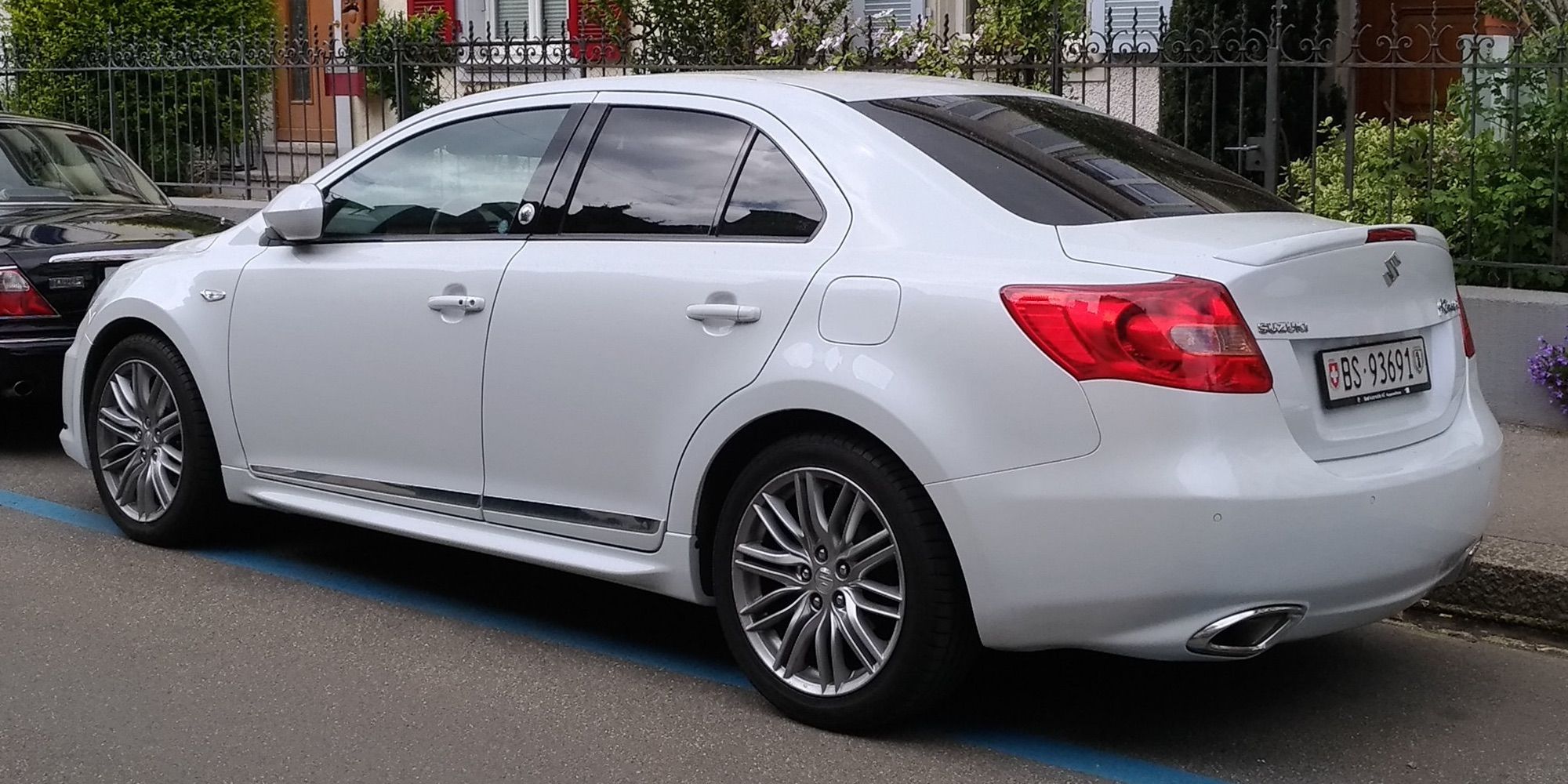 Suzuki Kizashi: Costs, Facts, And Figures