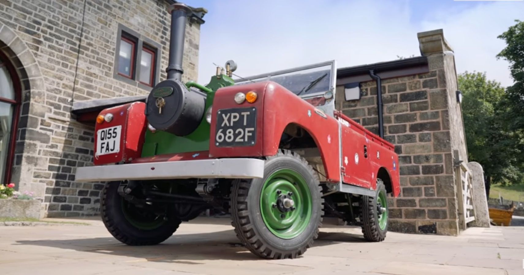 Guy Converts Land Rover To Steam Power: The Little SUV That Could