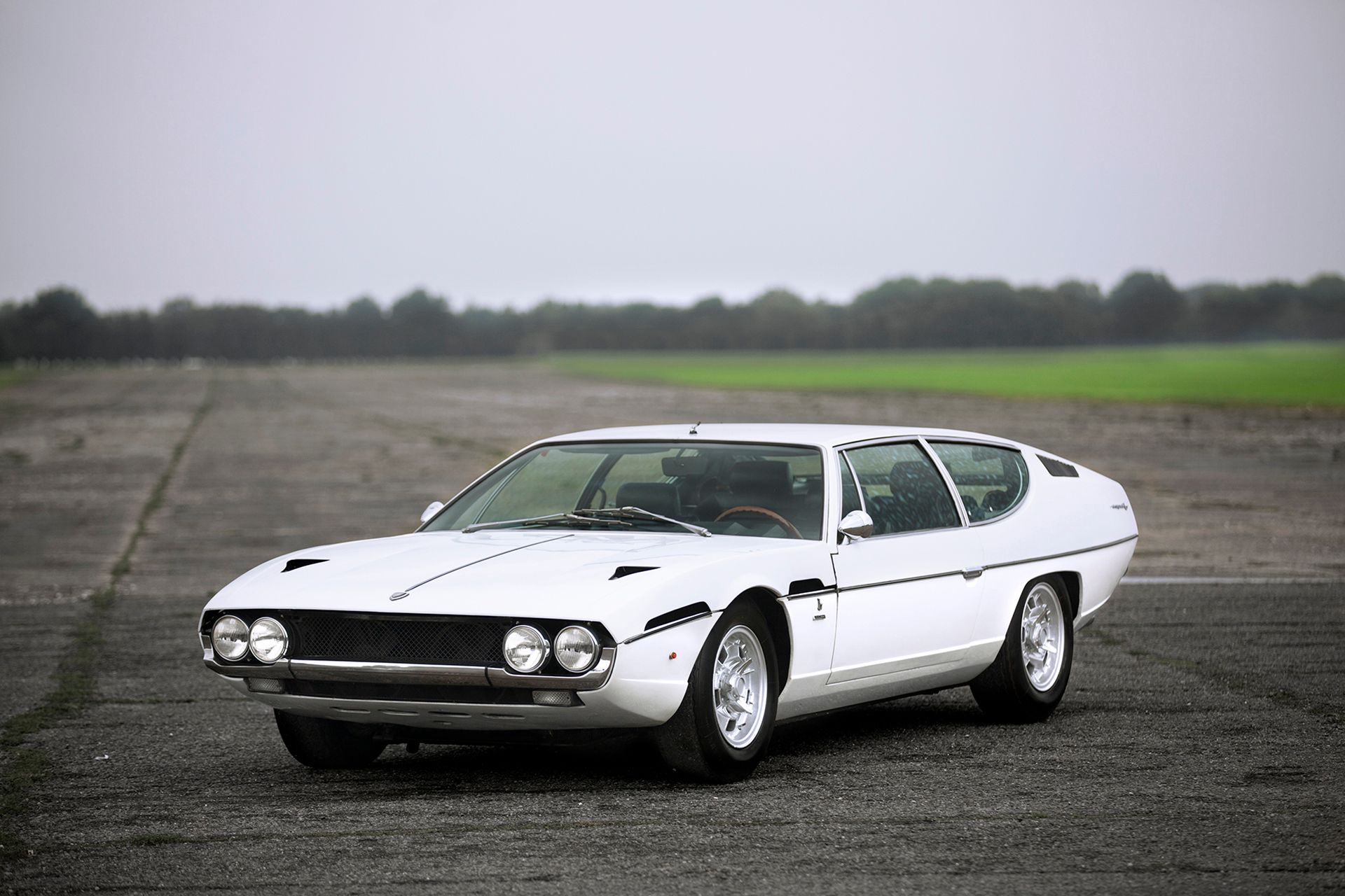 Why The Lamborghini Espada Needs To Be Revived